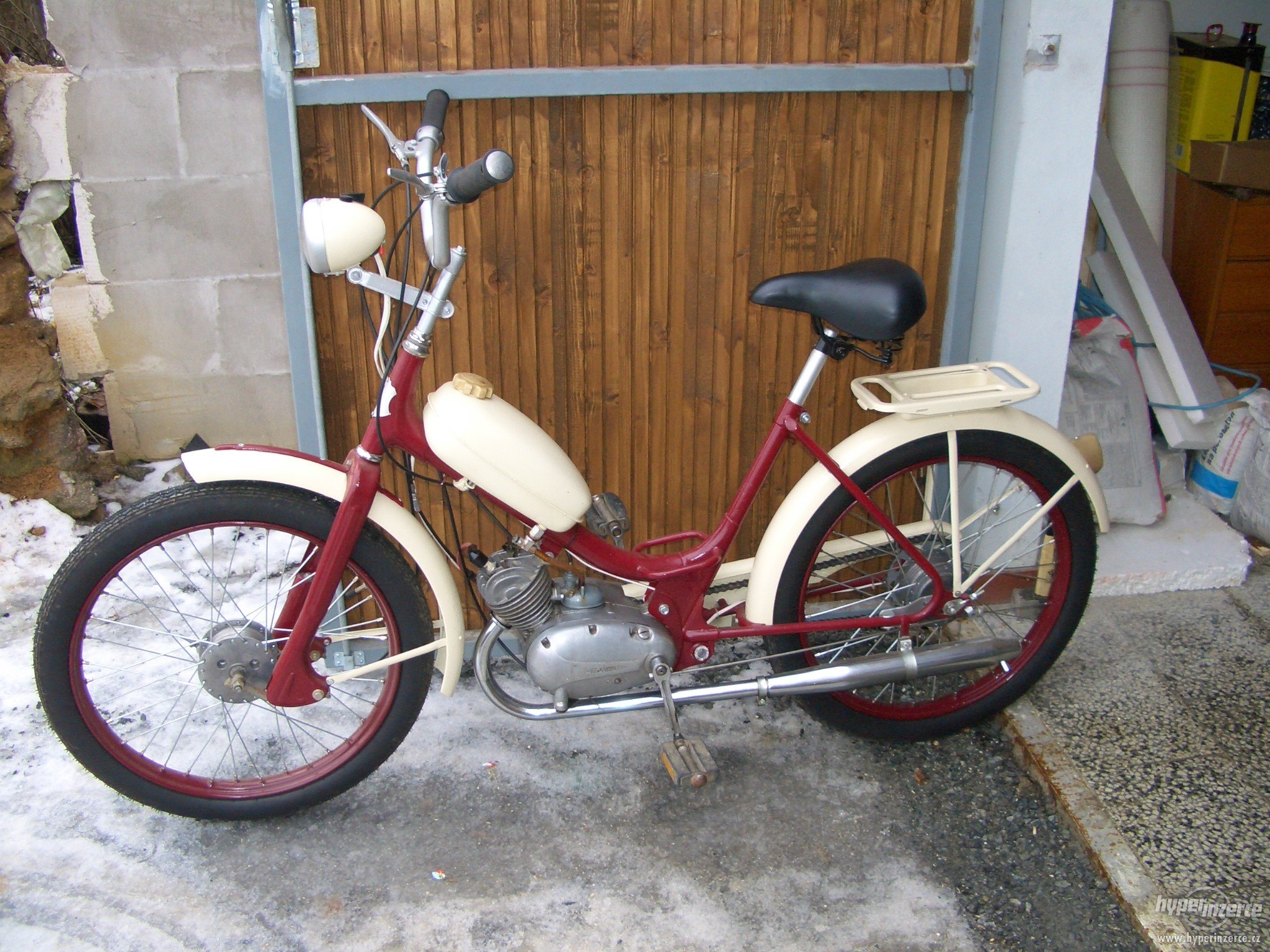 Мопед стадион чехословакия - фото и картинки на рабочий стол